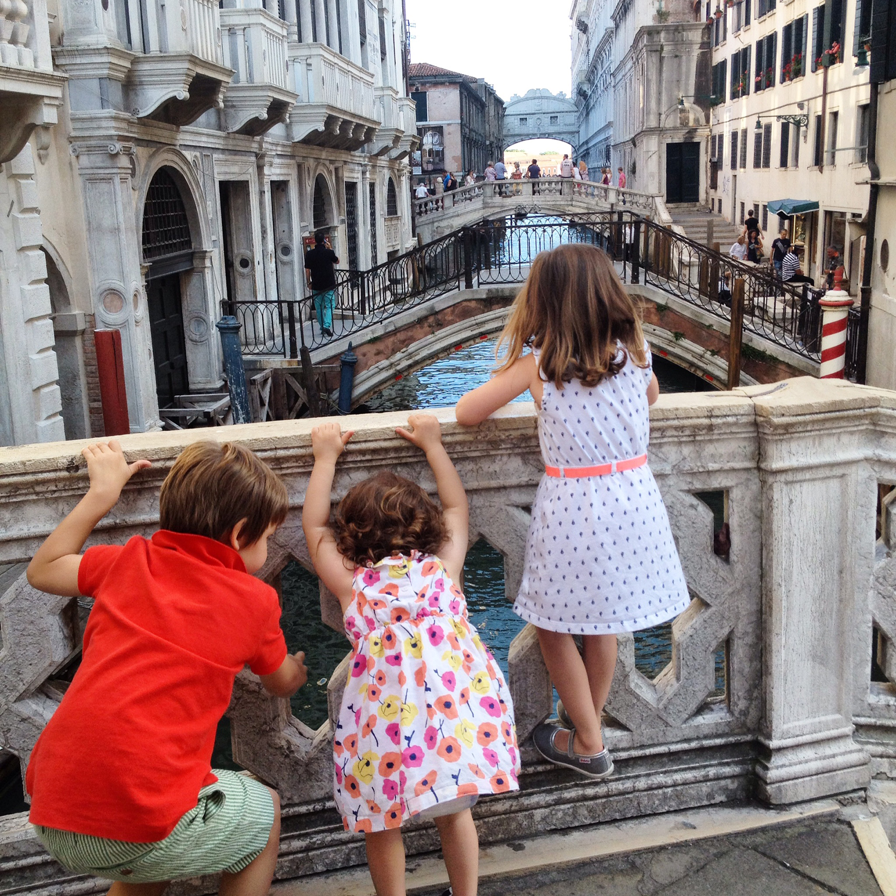 Carousel Family Travel - Carousel of Languages